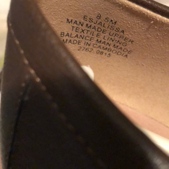 Easy Spirit | Shoes | Womans Size 85 M Flats Easy Spirit 36 | Poshmark